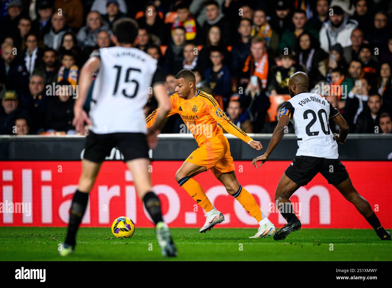 Kylian mbappé real madrid hi-res stock photography and images - Alamy