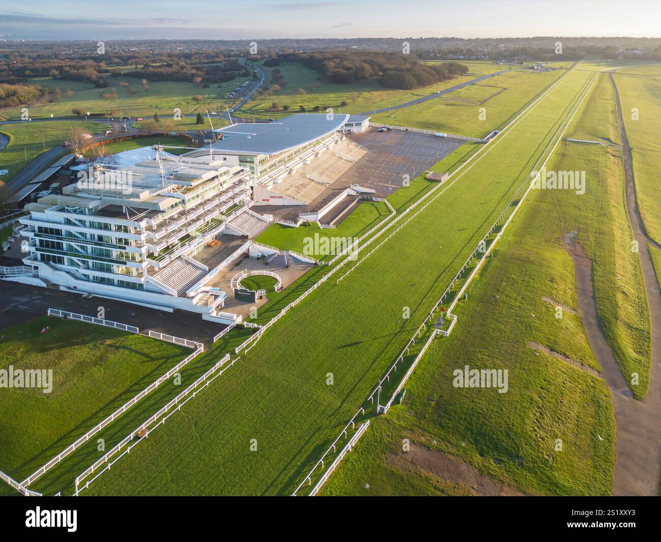 Epsom downs hi-res stock photography and images - Alamy