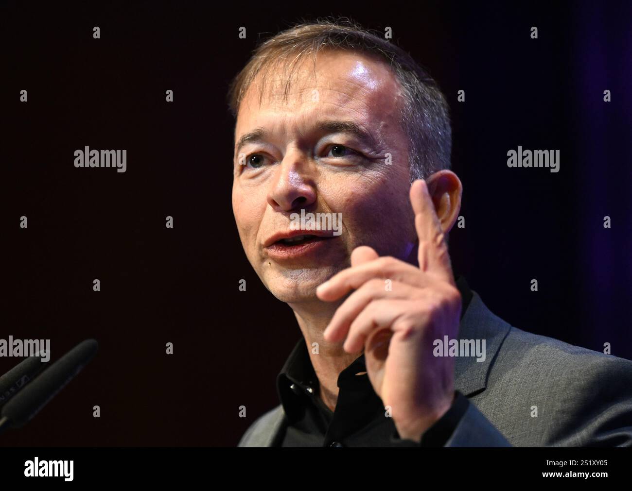 Fellbach, Germany. 05th Jan, 2025. FDP Member of Parliament Pascal ...
