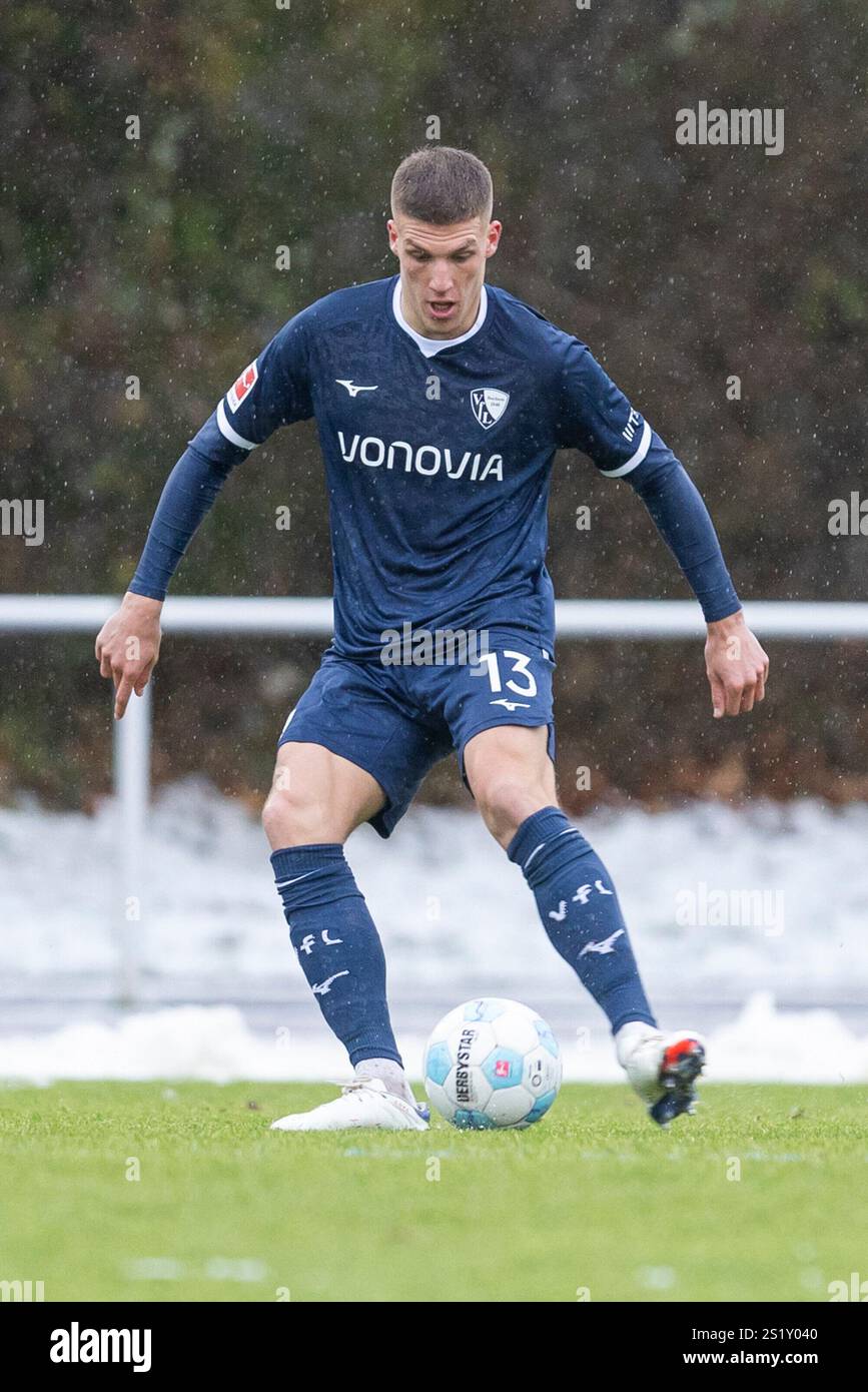 Jakov Medic (VfL Bochum, #13). Testspiel, VfL Bochum - Wuppertaler SV ...