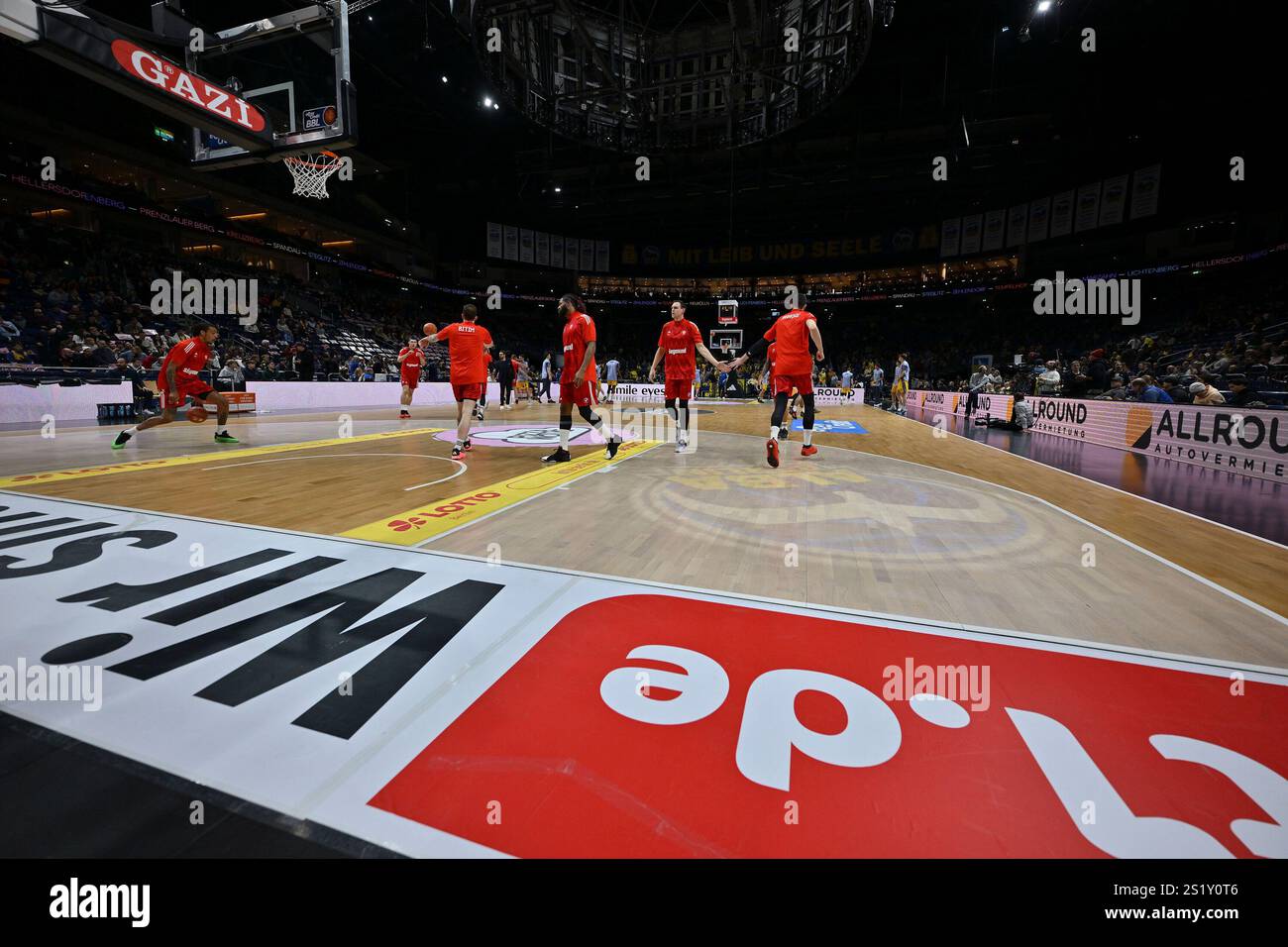 FC Bayern Muenchen, warm up, GER, ALBA Berlin vs. FC Bayern Muenchen ...