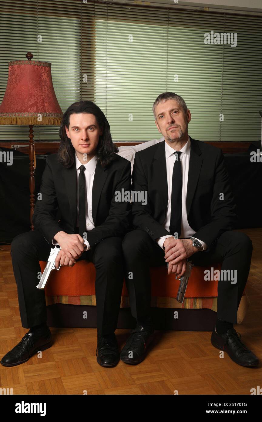 Pulp Fiction Cosplay Photoshooting mit Paul Skupin als Vincent Vega und ...