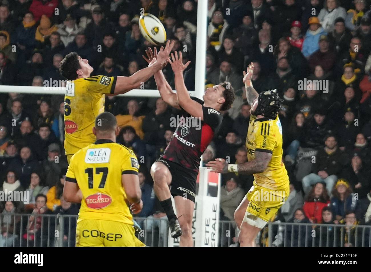 La Rochelle, France. 04th Jan, 2025. 6 Paul Boudehent of Stade ...