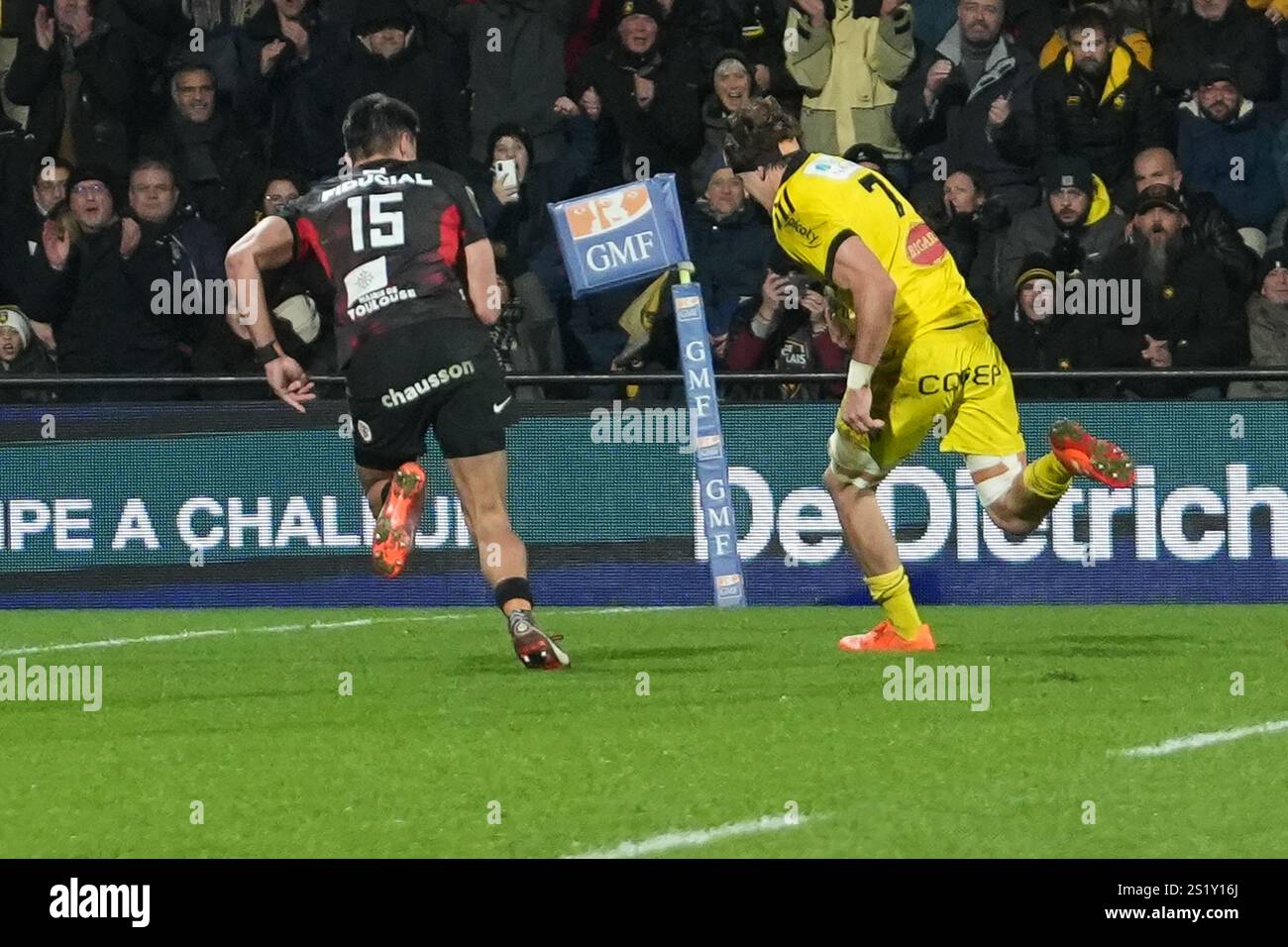 La Rochelle, France. 04th Jan, 2025. 7 Oscar Jégou of Stade Rochelais ...