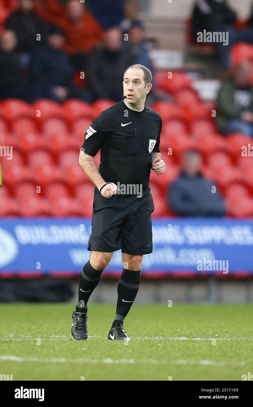 Eco - Power Stadium, Doncaster, England - 4th January 2025 Referee ...