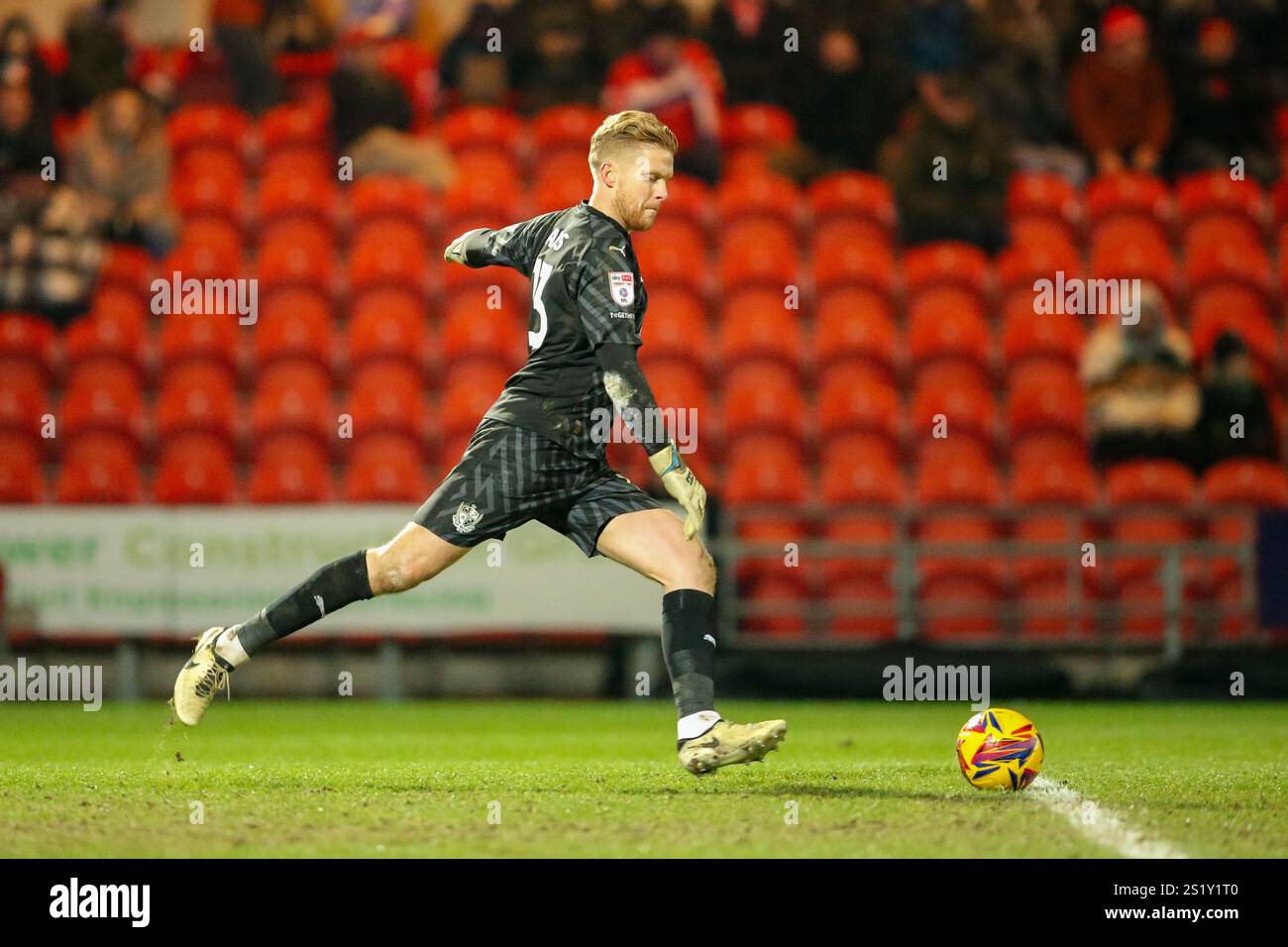 Eco - Power Stadium, Doncaster, England - 4th January 2025 Ben Amos ...