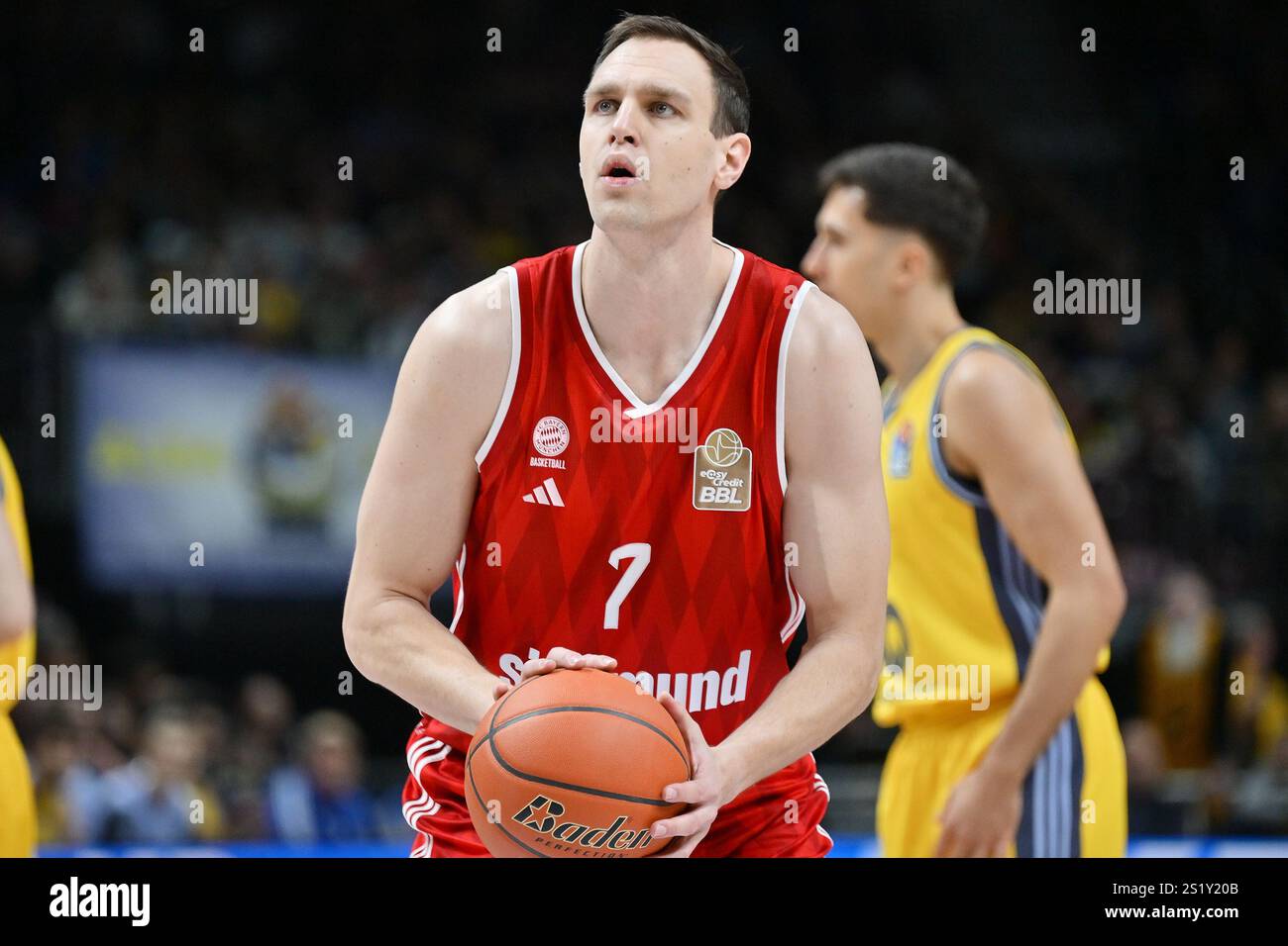 Johannes Voigtmann (FC Bayern Muenchen, #07), GER, ALBA Berlin vs. FC ...