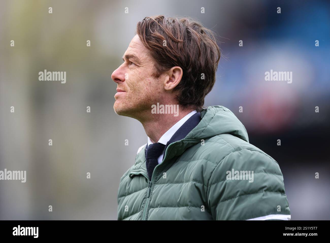 Burnley manager Scott Parker during the Sky Bet Championship match at ...