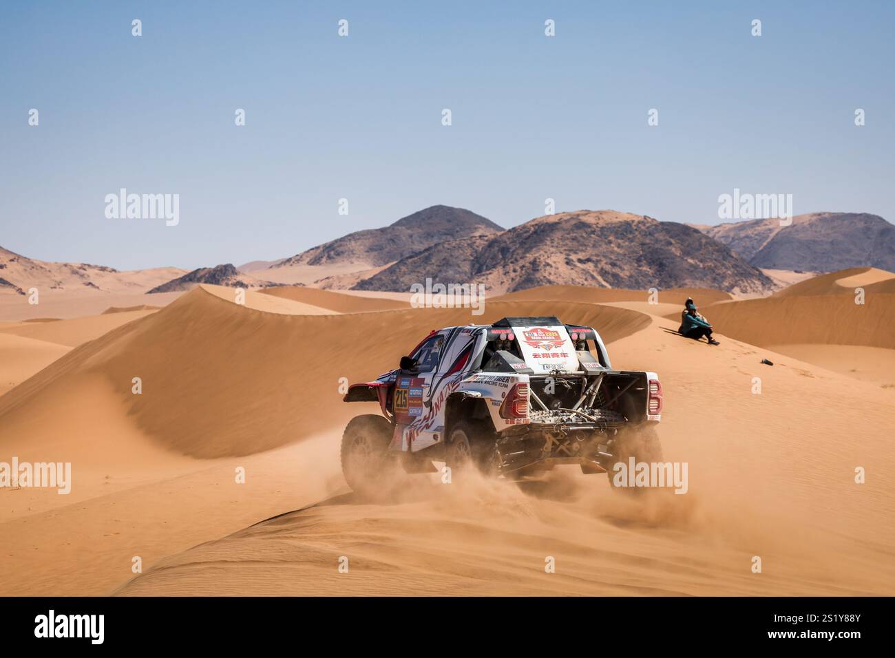 215 ZHANG Guoyu (chn), WANG Yicheng (chn), Toyota, Mintimes Yunxiang Rally Team, FIA W2RC ...