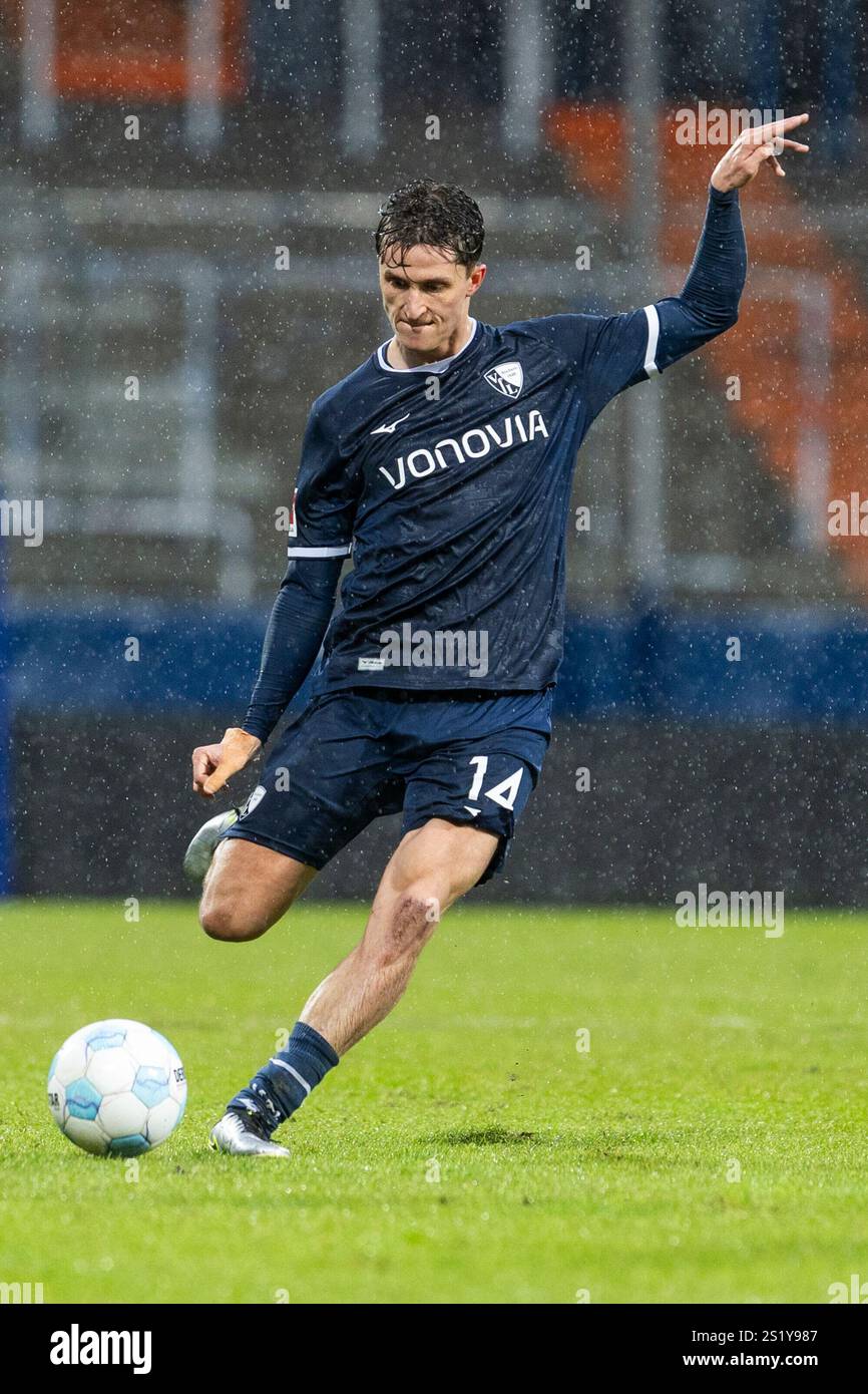 Tim Oermann (VfL Bochum, #14). Testspiel, VfL Bochum - Heracles Almelo ...
