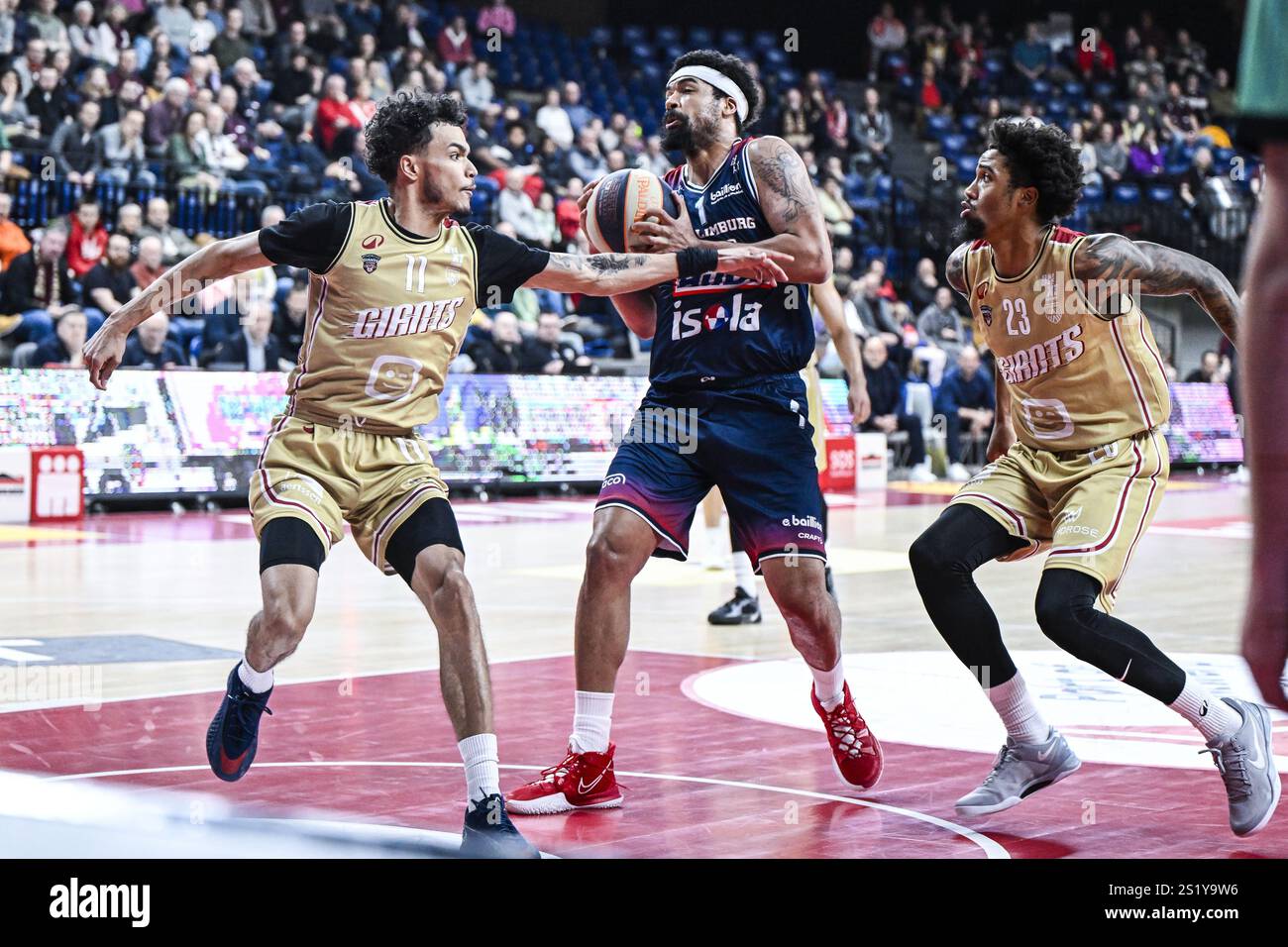 Brussels, Belgium. 05th Jan, 2025. Antwerp's Kyle Foster, Limburg's ...