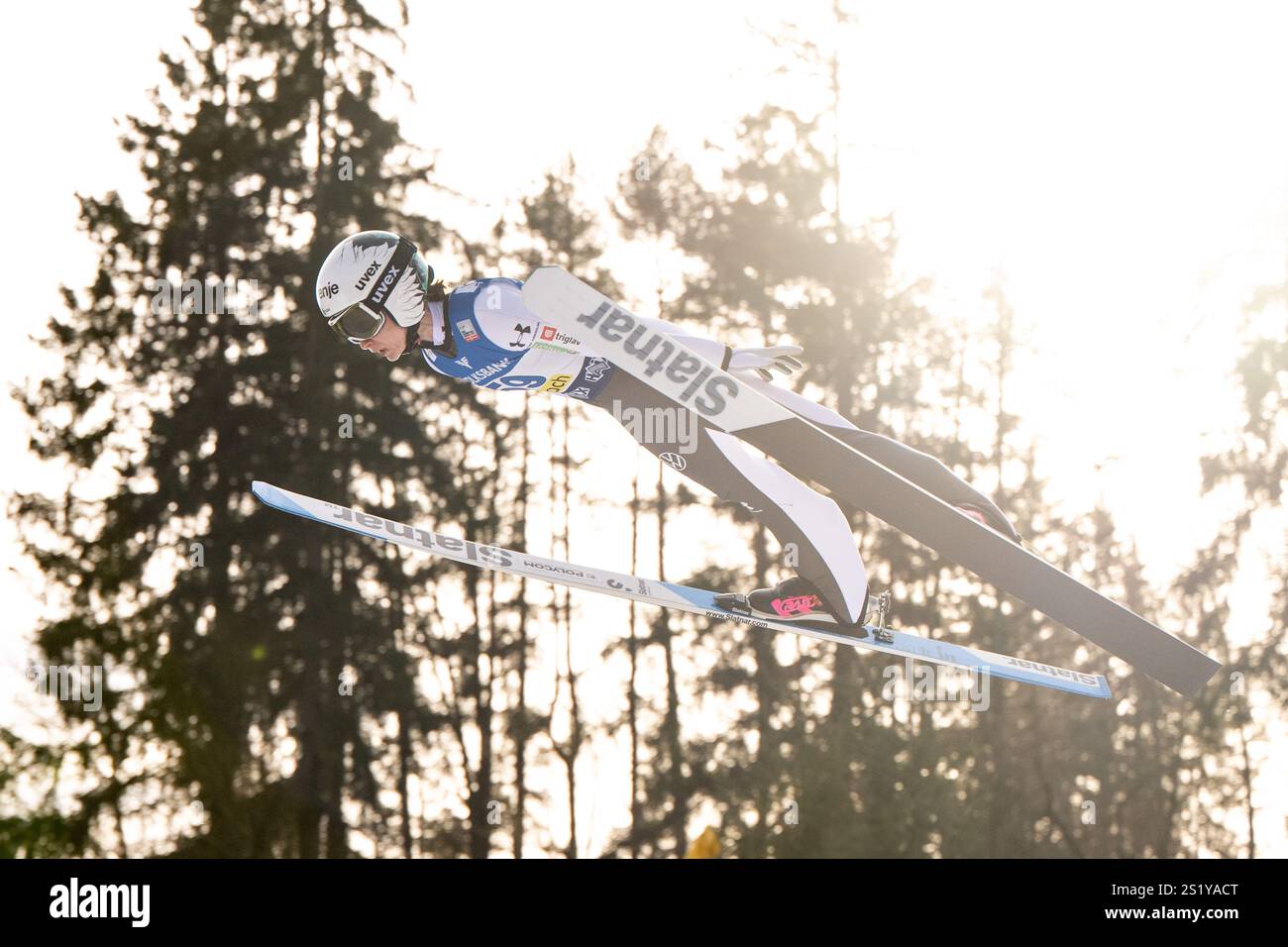 Nika Prevc (Slowenien), AUT, FIS Viessmann Skisprung Weltcup, Alpen ...