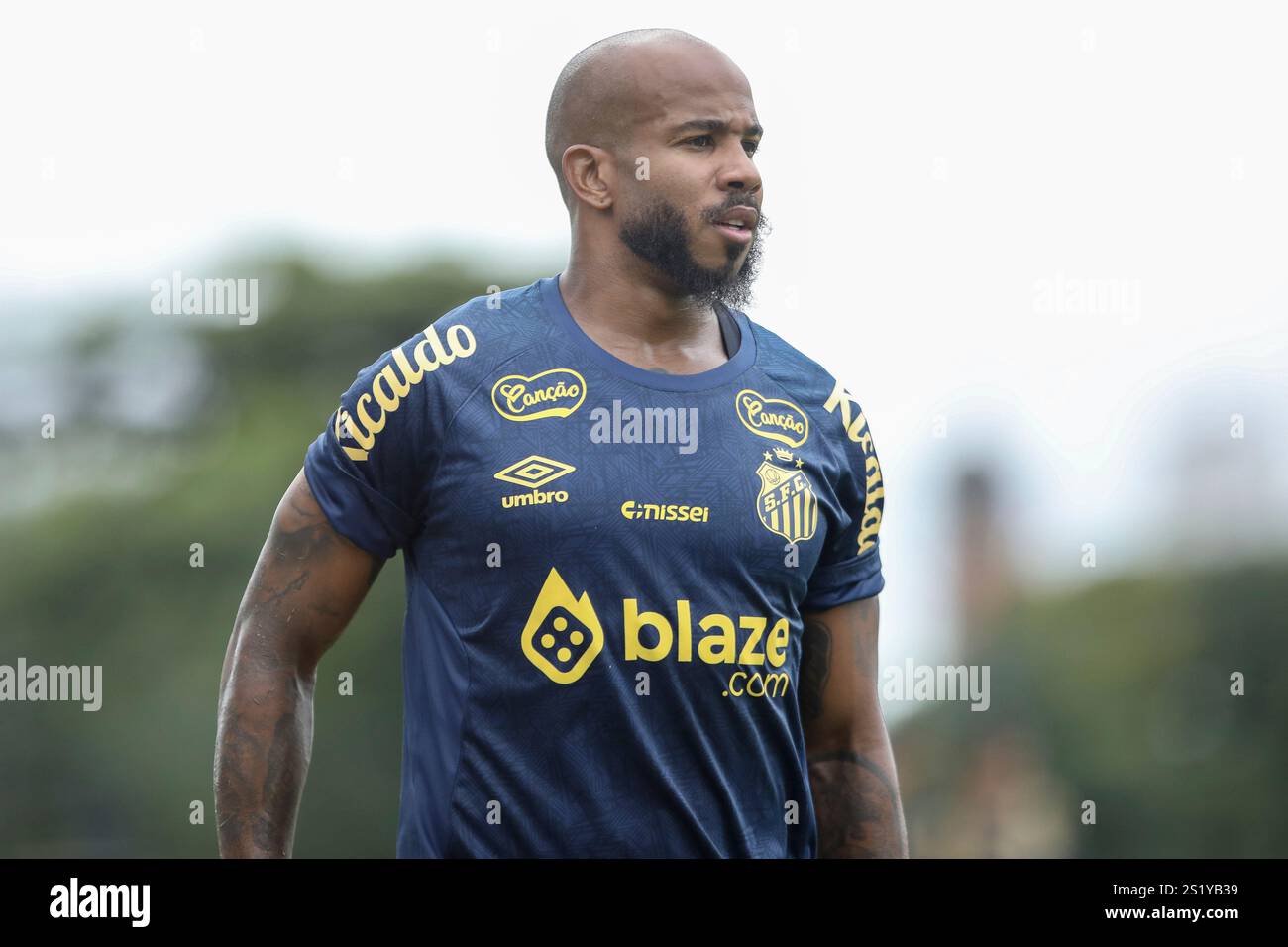 SP - SANTOS - 01/05/2025 - SANTOS, TRAINING - Patrick, Santos player ...