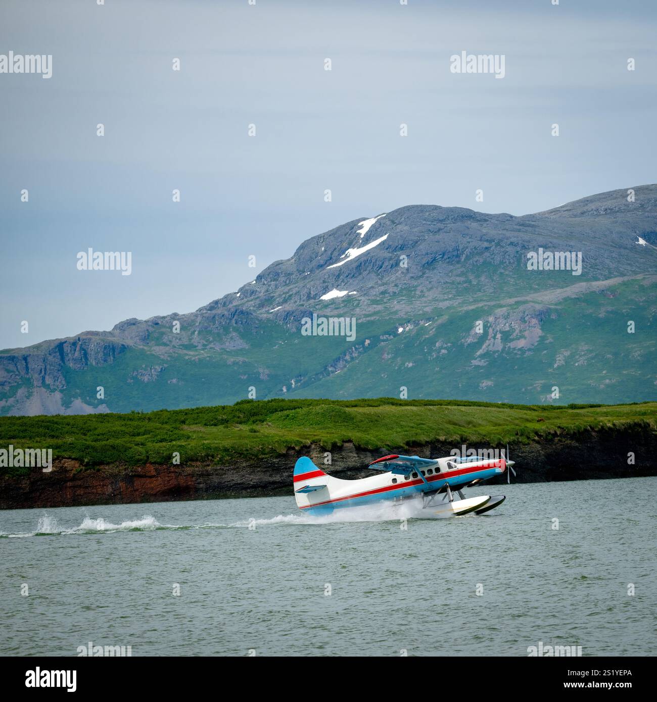 Passenger plan prepares to leave the wilderness of Alaska Stock Photo ...