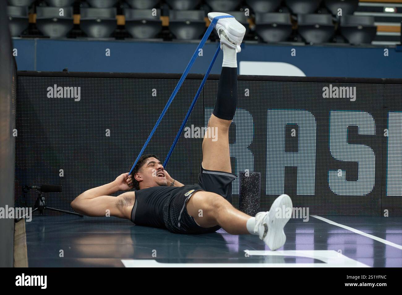 05.01.2025, EWE Arena, Oldenburg, GER, easy Credit-BBL, EWE Baskets ...