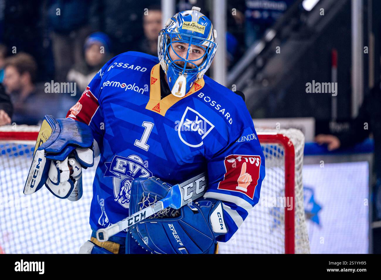 Goalkeeper Tim Wolf #1 (EV Zug) - 21.12.2024 - National League, Regular ...
