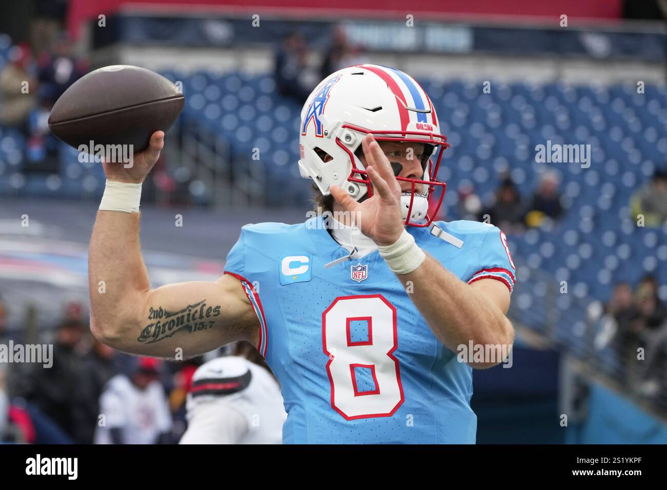 Tennessee Titans quarterback Will Levis (8) warms up before an NFL ...