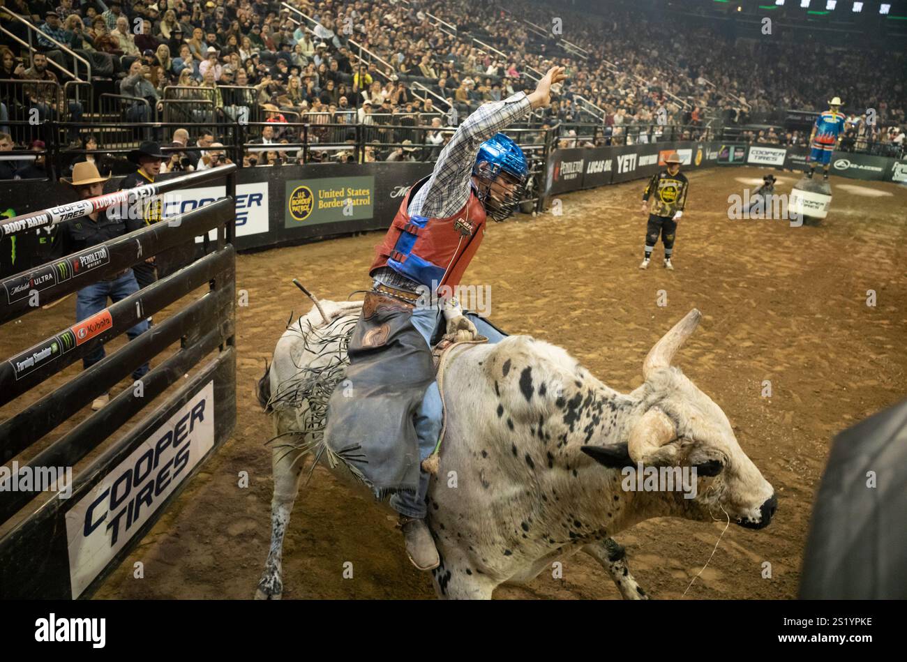 New York, New York, USA. 4th Jan, 2025. Bull rider ELIMAR JEREMIAS of ...