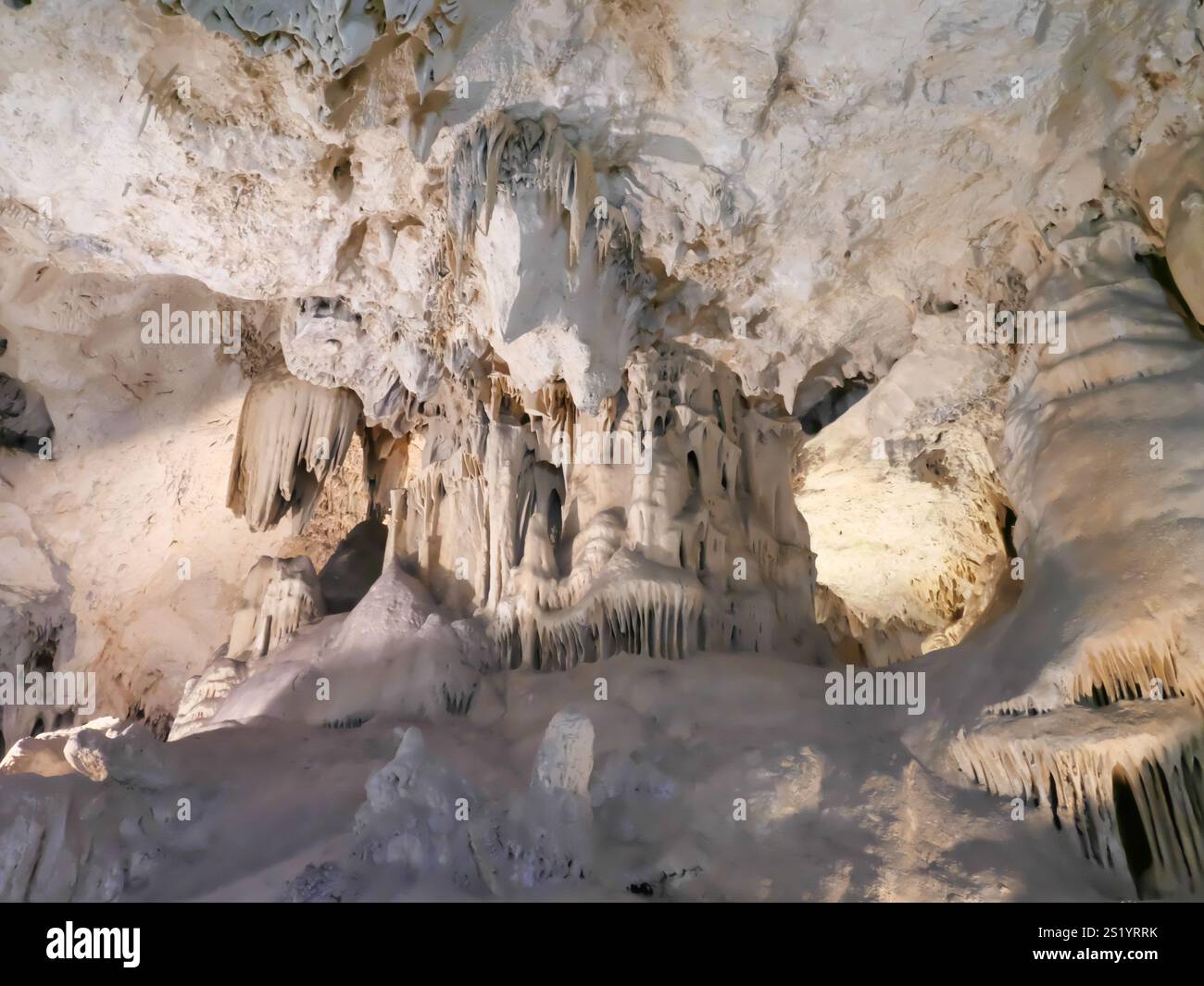 Cuevas de Nerja - Impressive stalactite formations in the caves of ...