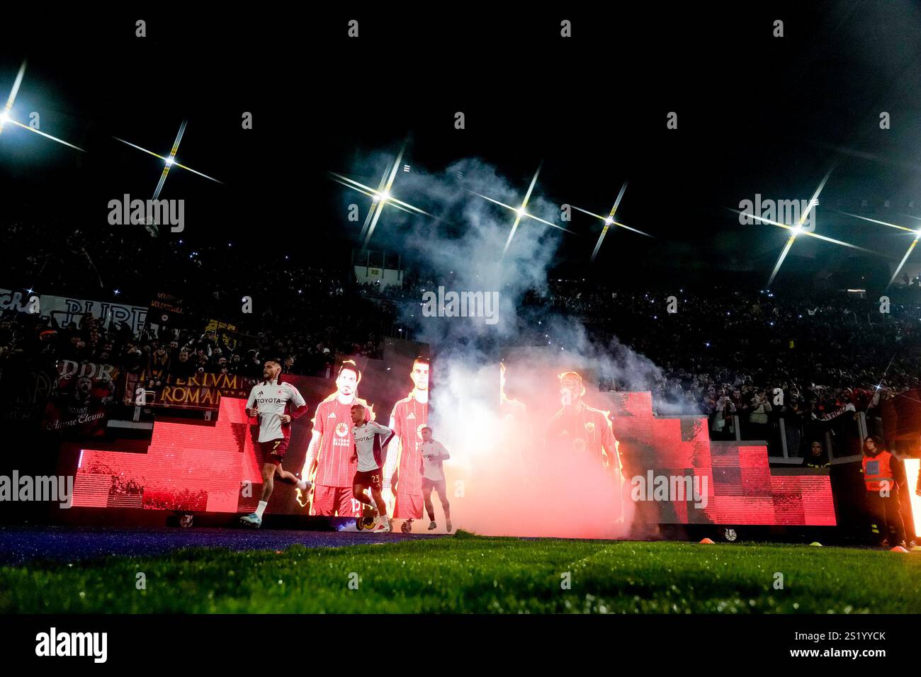 Playera of AS Roa take the field. during the Serie A Enilive match ...