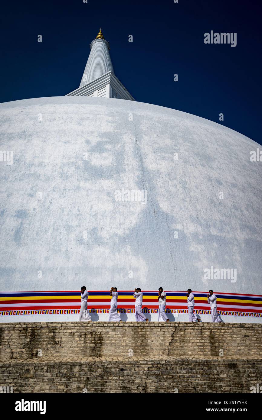 Anuradhapura, Sri Lanka - 12 August 2024: Ruwanweli Maha Seya stupa ...