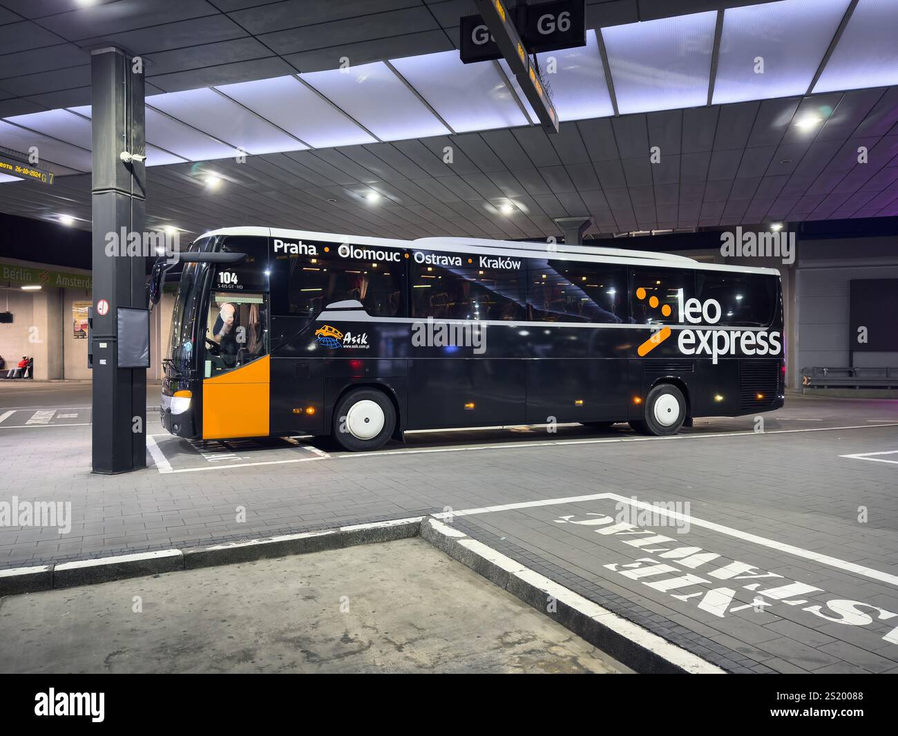 KRAKOW, POLAND - OCTOBER 26, 2024: Side view of Setra S415 GT-HD bus of ...