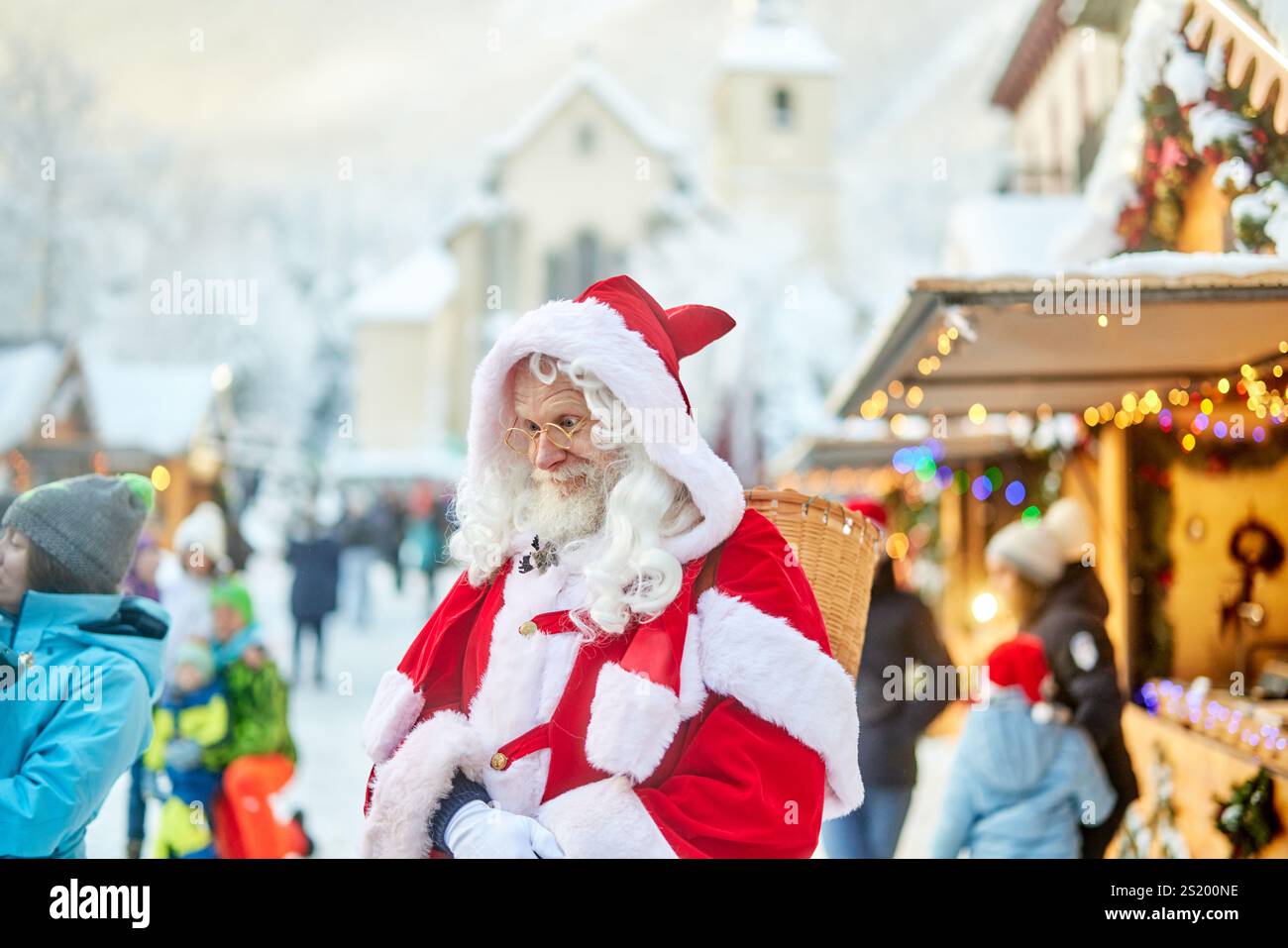 Winter scenes at Chamonix-Mont-Blanc ski resort in the French Alps ...