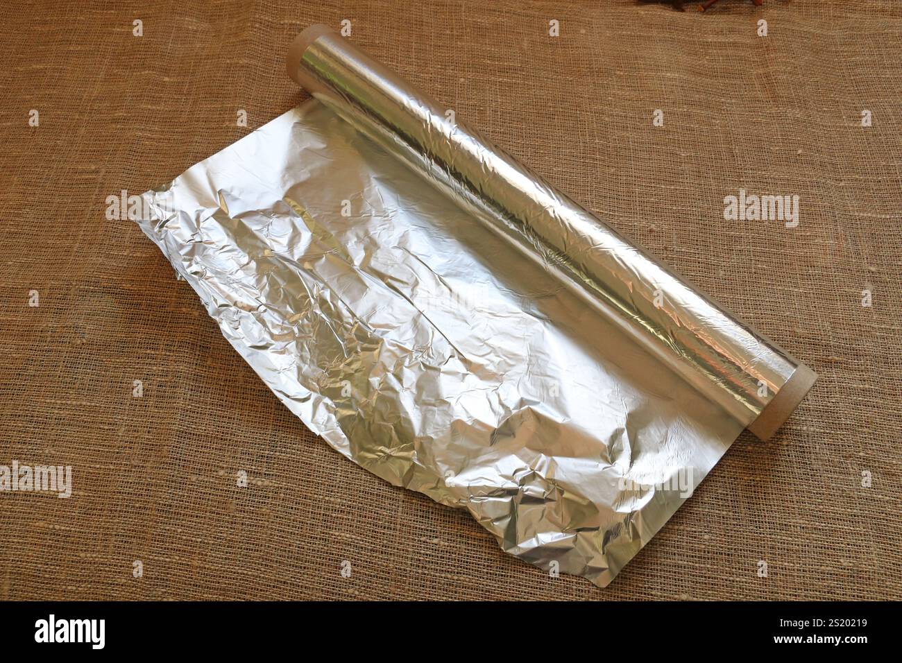 Tinfoil roll hi-res stock photography and images - Alamy