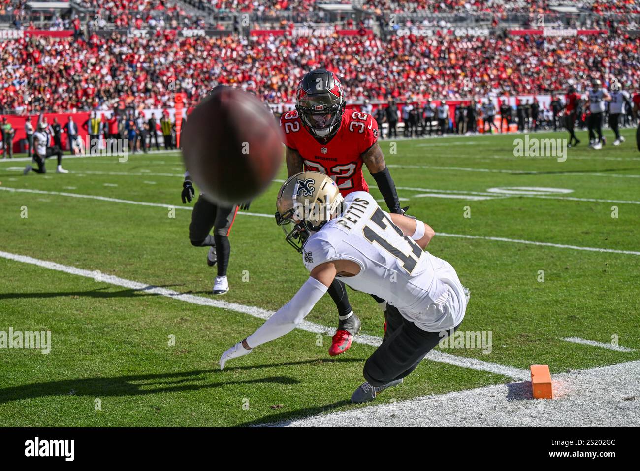 New Orleans Saints wide receiver Dante Pettis (17) can't reach a pass ...