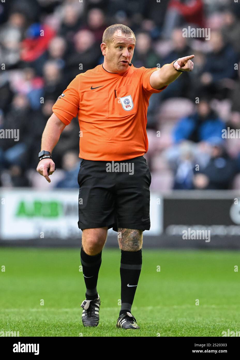 Referee Lee Swabey during the Sky Bet League One match at The Brick ...