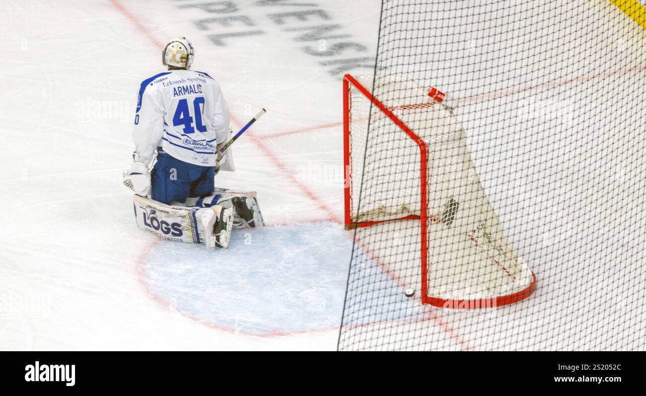 Isac born hi-res stock photography and images - Alamy