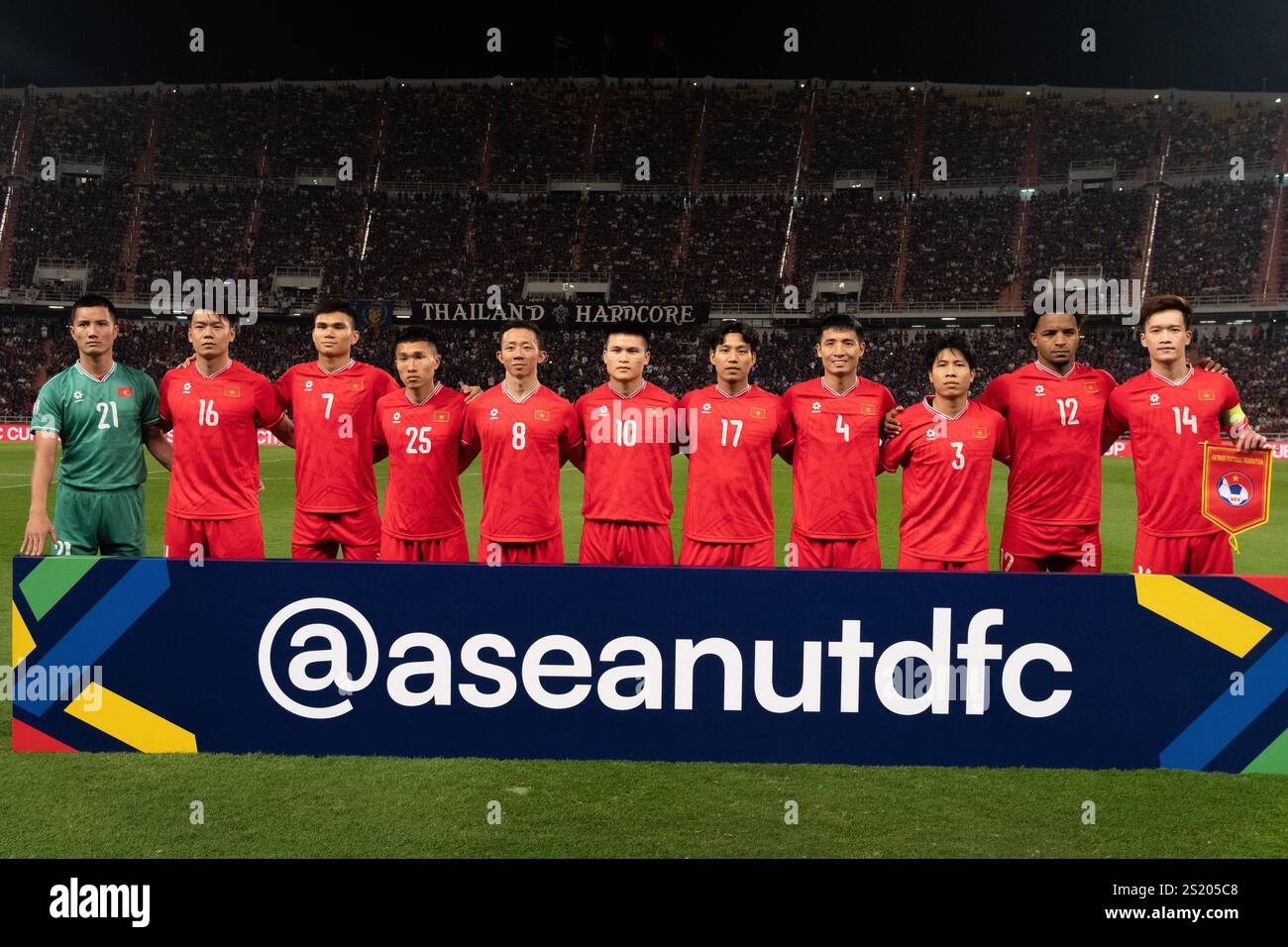 Players of Vietnam pose for a group photo during the Asean Cup 2024 Final match between Thailand ...