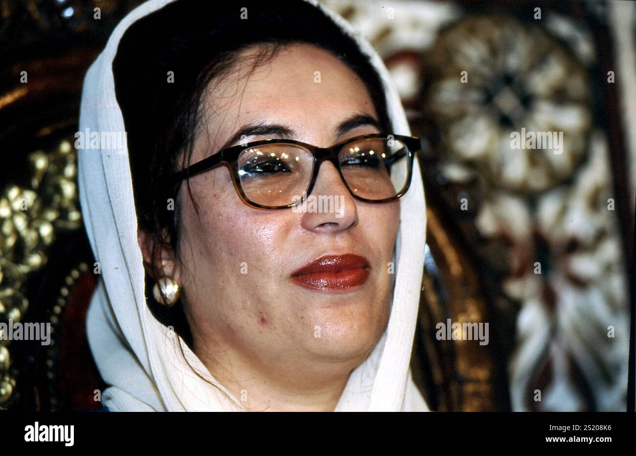 KARACHI- PAKISTAN/JANUARY 1998/ Pakistans former and late female prime ...