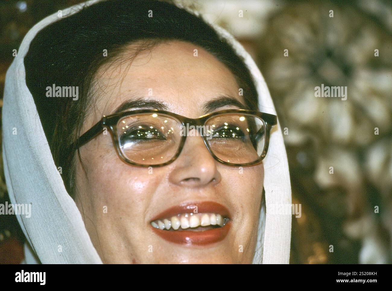 KARACHI- PAKISTAN/JANUARY 1998/ Pakistans former and late female prime ...