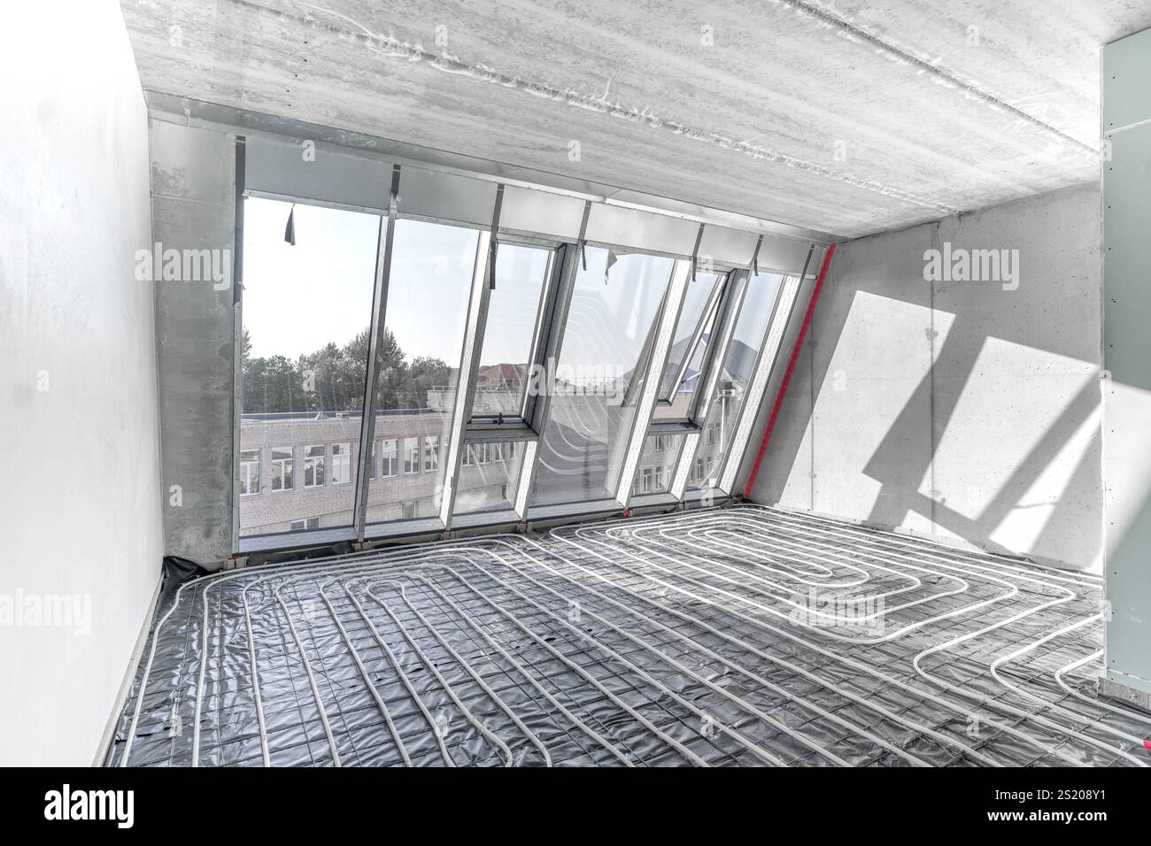 Water underfloor heating. Floor heating system installation heating ...