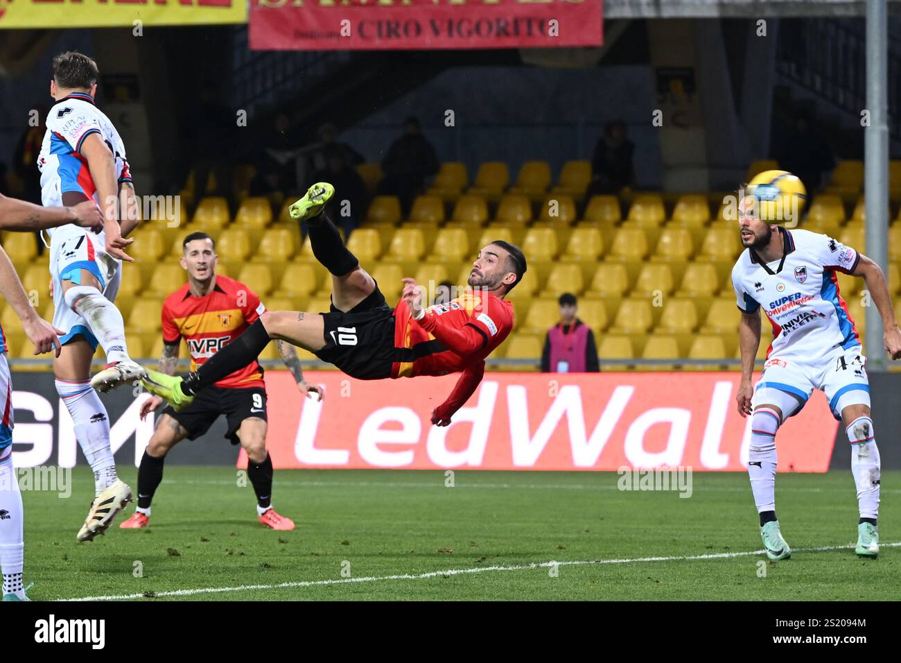 Benevento, Italy. 5th Jan. 2025: Eric Lanini of Benevento Calcio scores ...