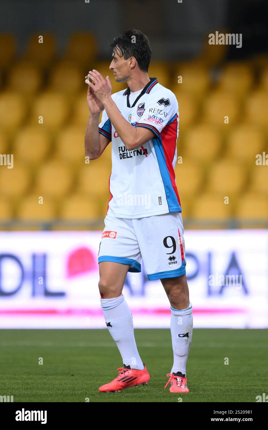 Benevento, Italy. 5th Jan, 2025. Roberto Inglese of Catania FC gestures ...