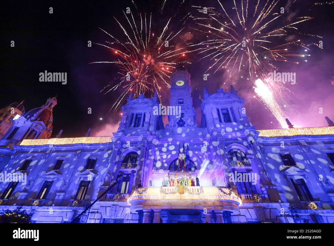 Valencia, Spain, January 5th, 2024. The Cabalgata de Reyes (Three Kings ...