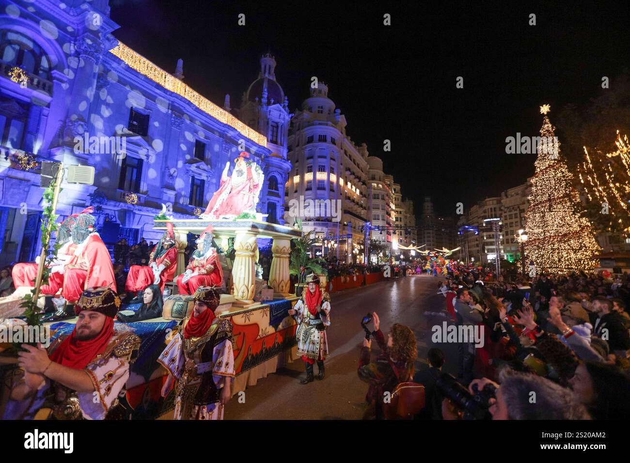 Valencia, Spain, January 5th, 2024. The Cabalgata de Reyes (Three Kings ...