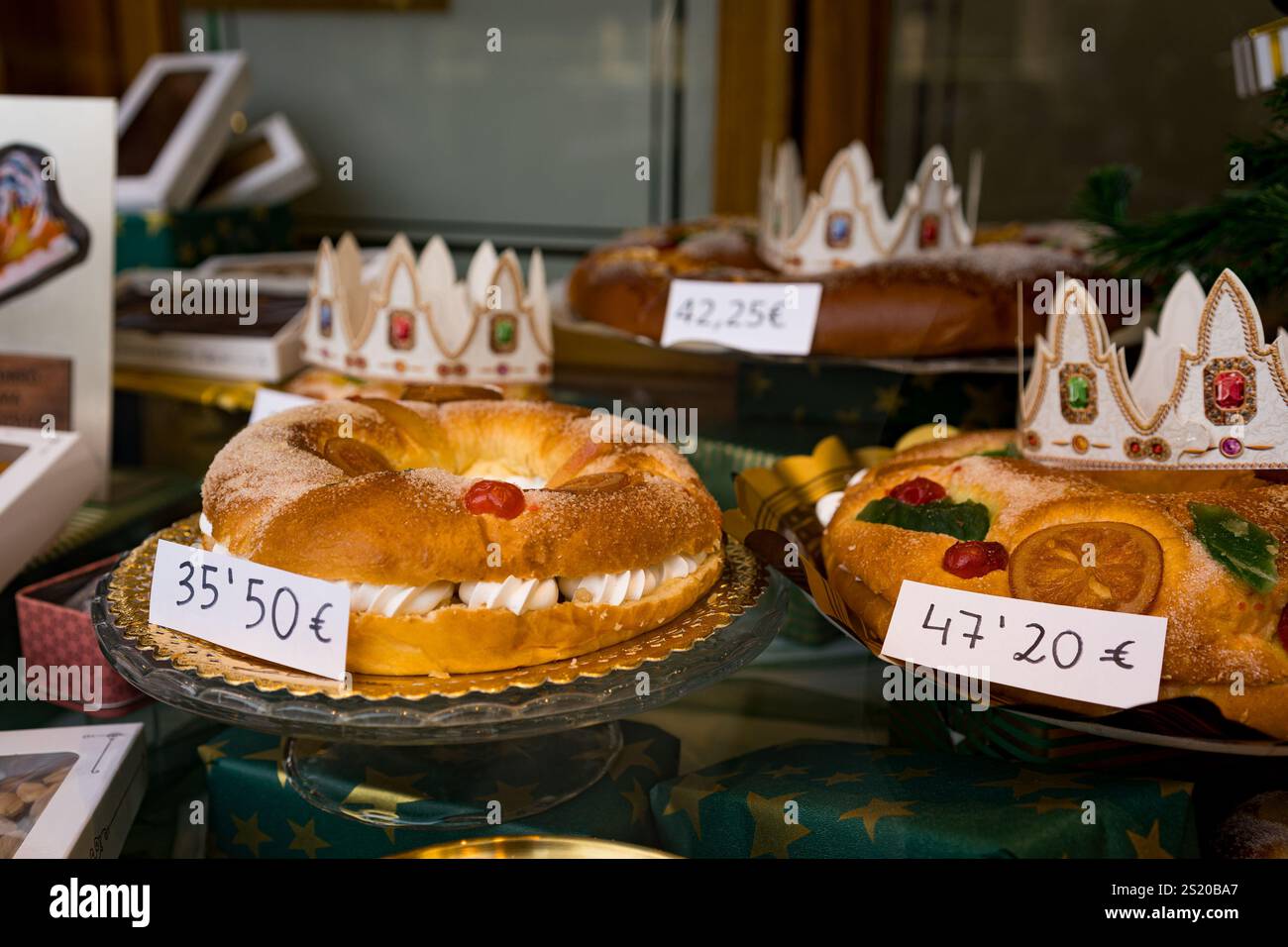 Barcelona, Spain. 05th Jan, 2025. Traditional Roscon de reyes cakes are ...