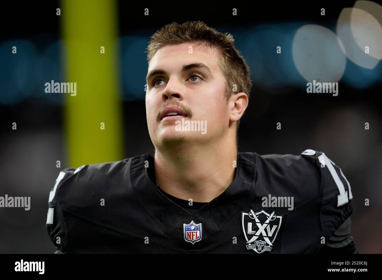 Las Vegas Raiders quarterback Aidan O'Connell warms up before an NFL ...