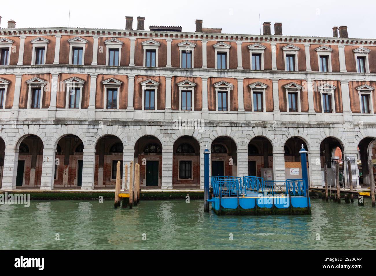 VENICE, ITALY - OCTOBER 24, 2024: A view of a historic Venetian ...