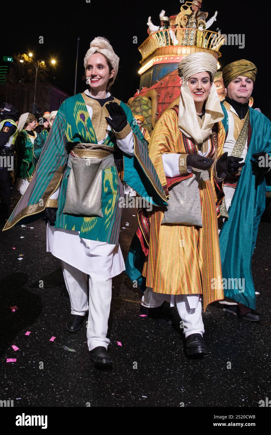 Parade of actors during the 2025 Three Kings parade in Madrid, January ...