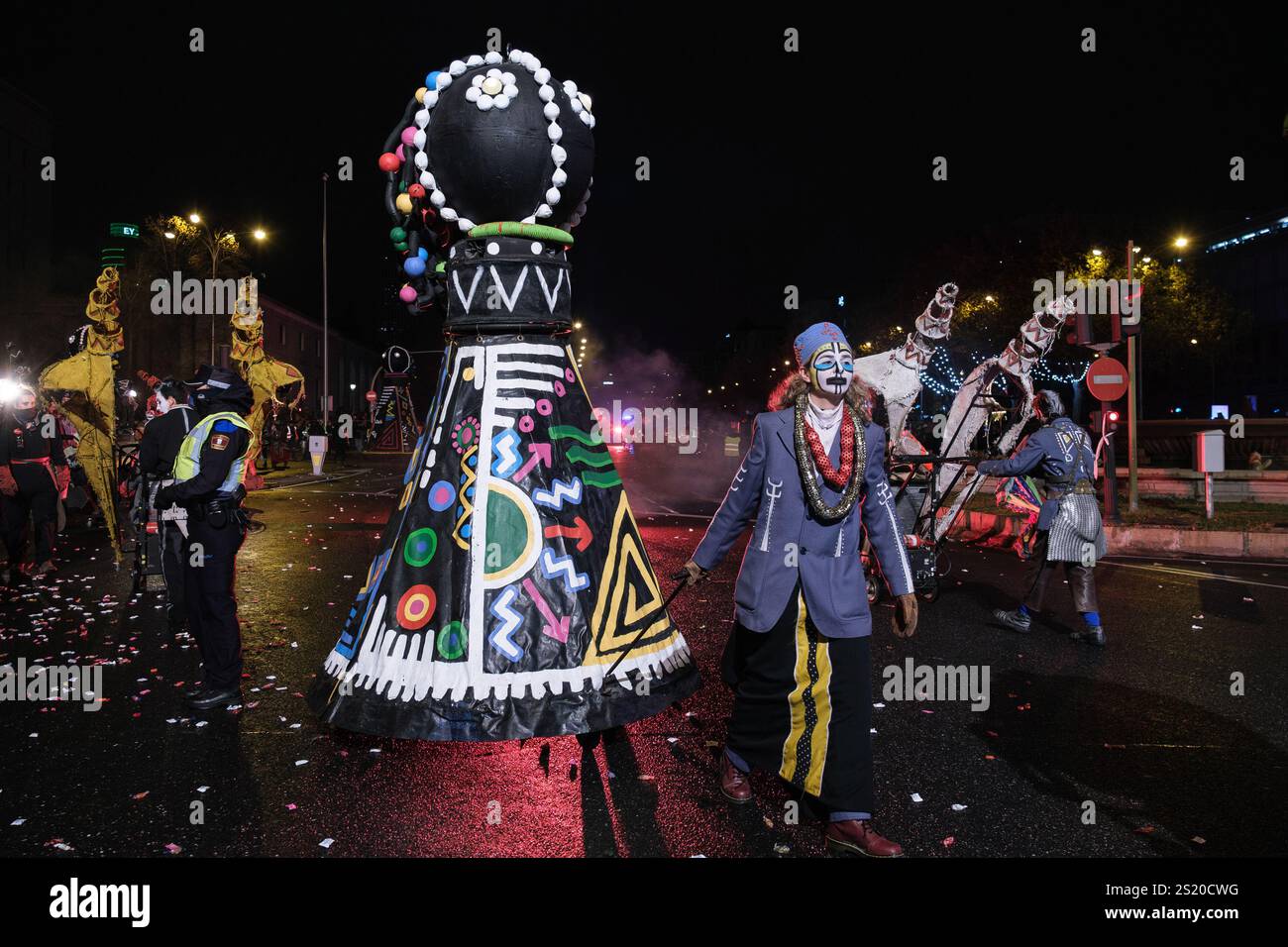 Parade of actors during the 2025 Three Kings parade in Madrid, January ...