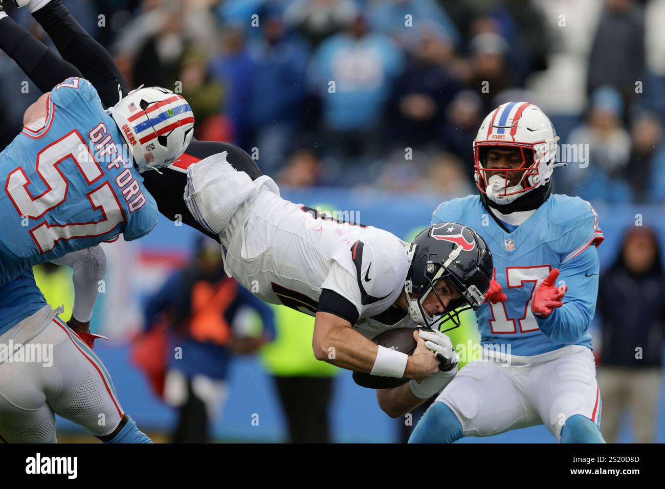 Houston Texans quarterback Davis Mills (10) dives for the goal line as ...