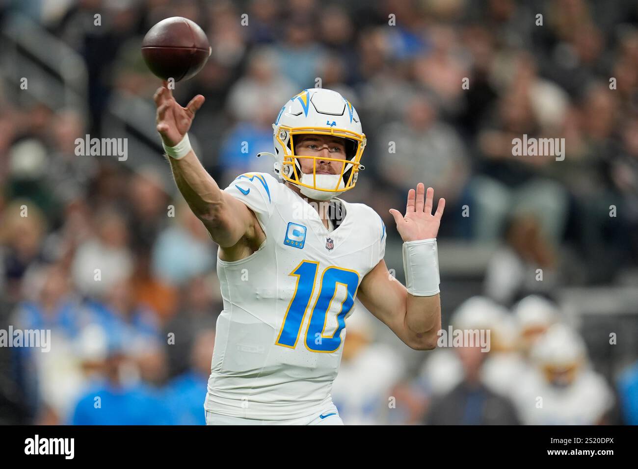 Los Angeles Chargers quarterback Justin Herbert (10) passes against the ...