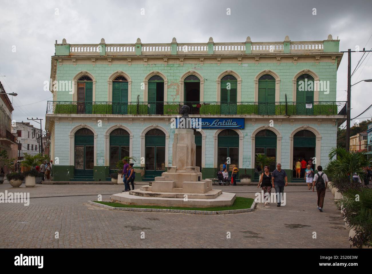 Plaza Maceo, the bust and Gran Antilla shop historical building in ...