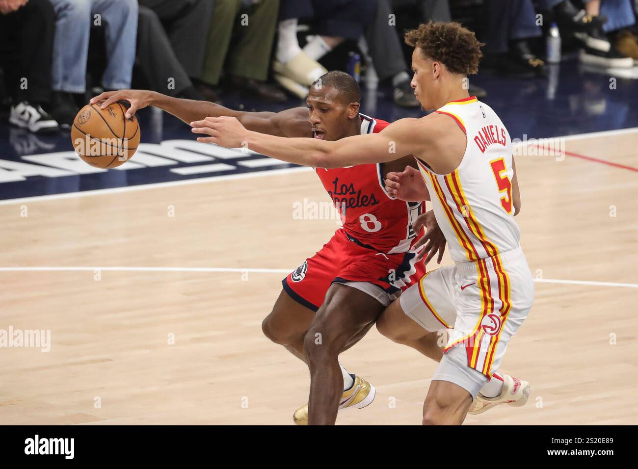 INGLEWOOD, CA - JANUARY 4 : LA Clippers guard Kris Dunn (8) guarded by ...