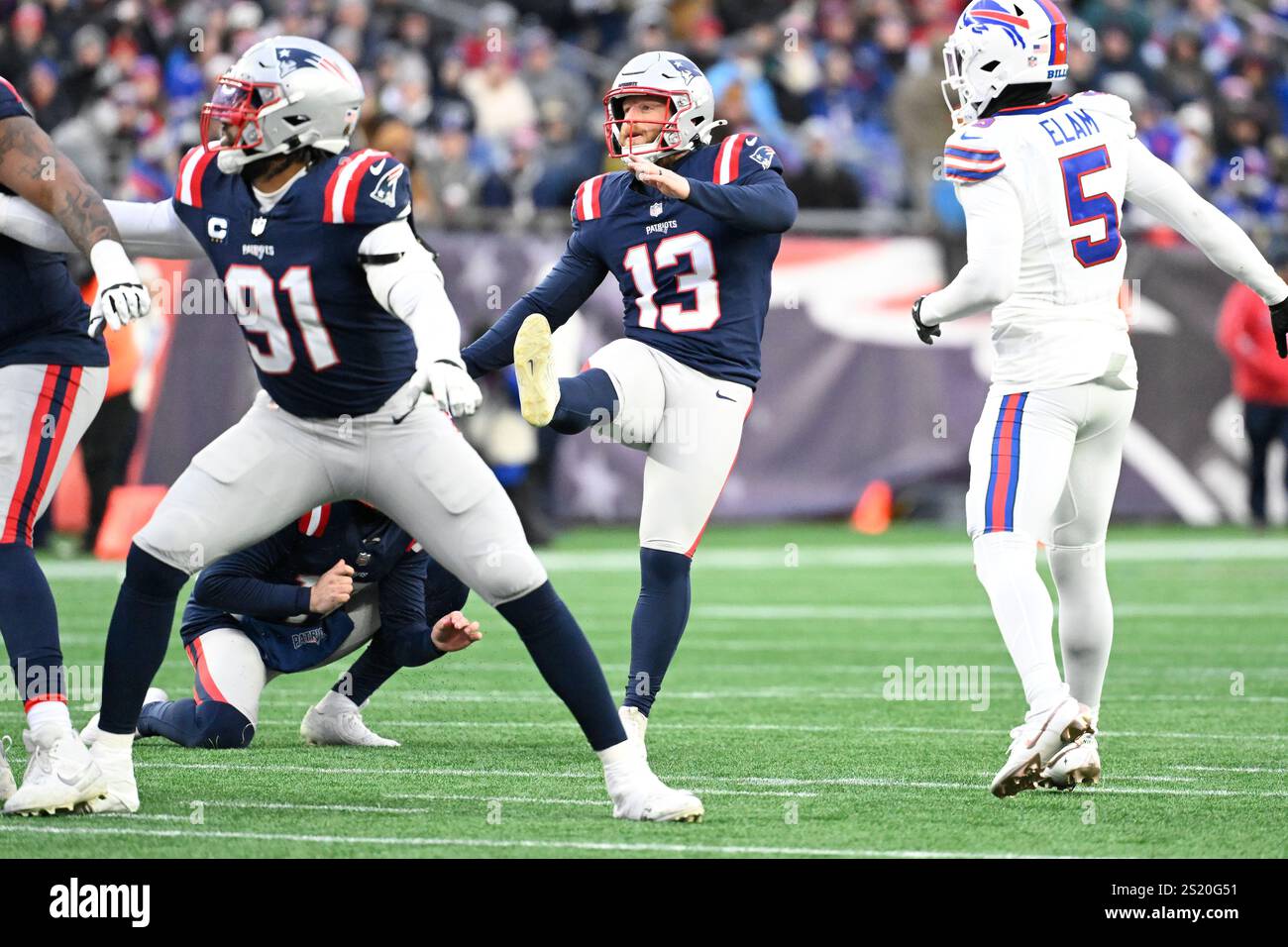 Foxborough, Massachusetts, USA. 5th Jan, 2025. New England Patriots ...