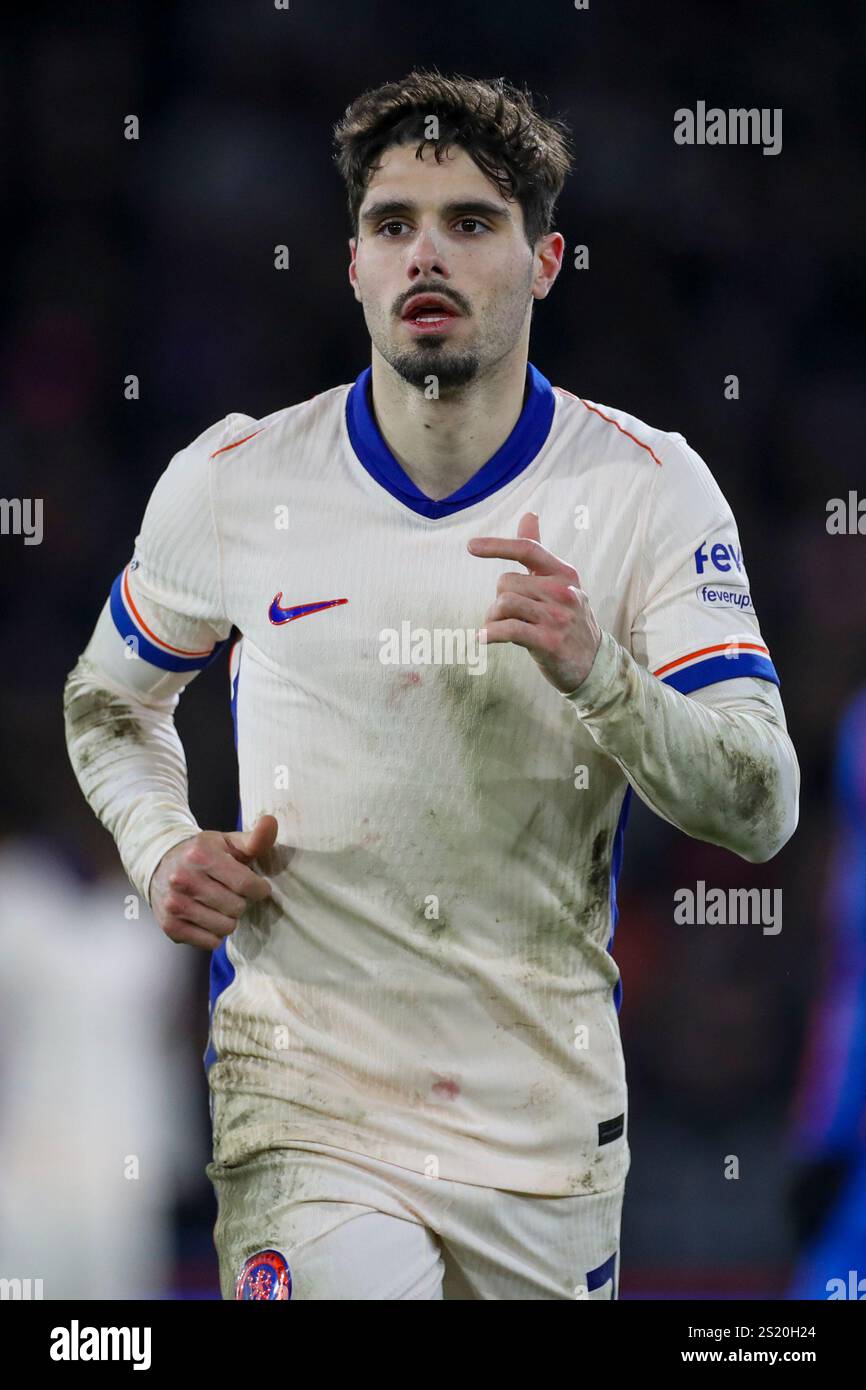 London, UK. 04th Jan, 2025. Chelsea forward Pedro Neto (7) during the ...